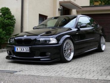 BMW E46 M-tech puskuriin lippa - UGM